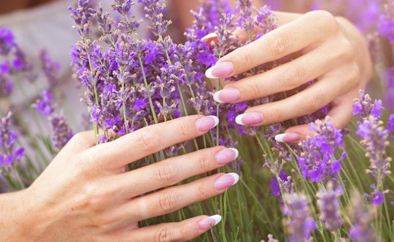 Como fazer unhas perfeitas em casa (passo a passo)