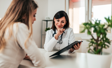 Chip anticoncepcional: o que é, contraindicações e dúvidas