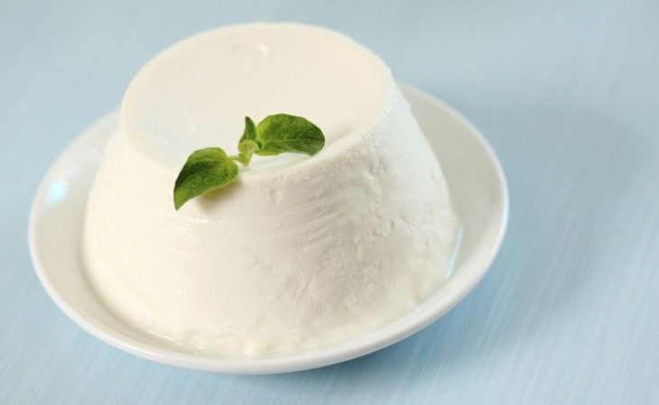 Descubra quais são os melhores queijos para manter na sua dieta