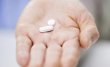 Fluconazol: tudo sobre seu uso contra candidíase e outras doenças