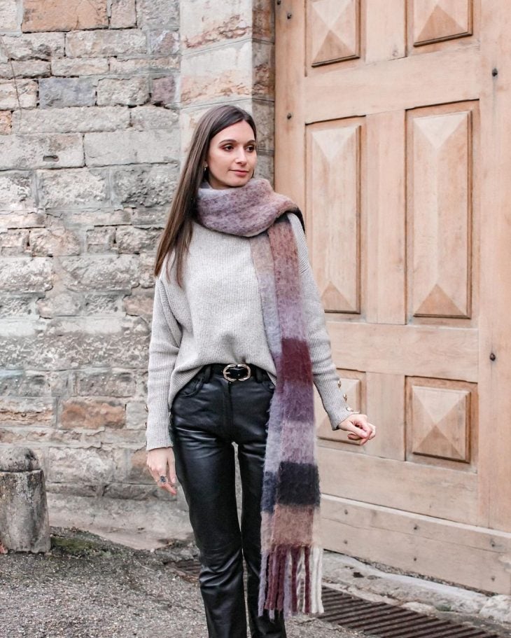 Echarpe: veja como usar esse acessório para valorizar o seu look