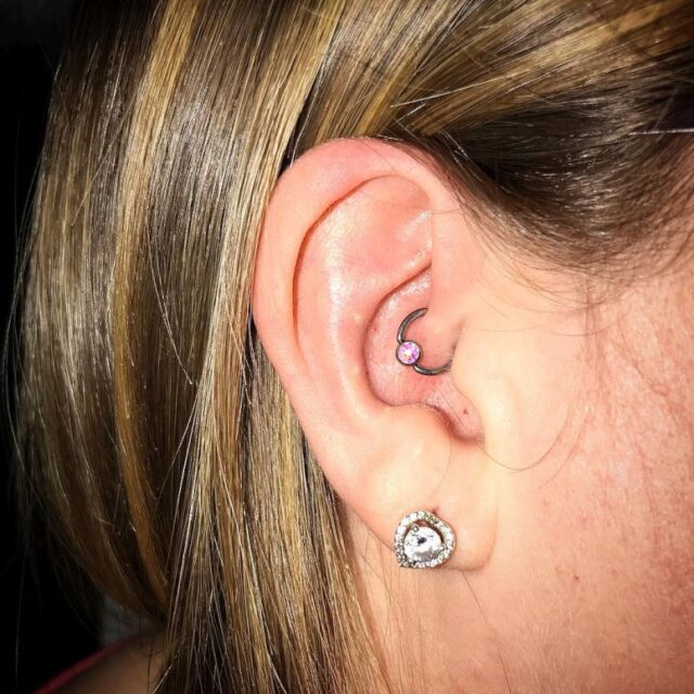 Piercing na orelha: 30 ideias incríveis para você copiar (FOTOS)