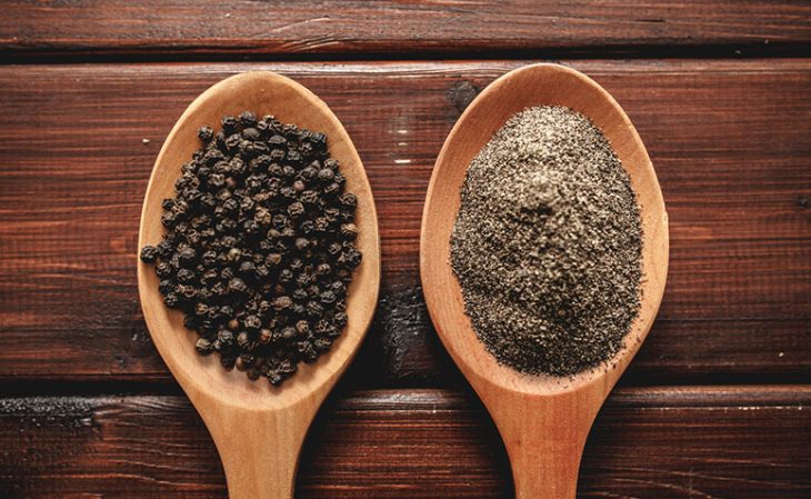 Pimenta do reino: benefícios e alertas de seu consumo