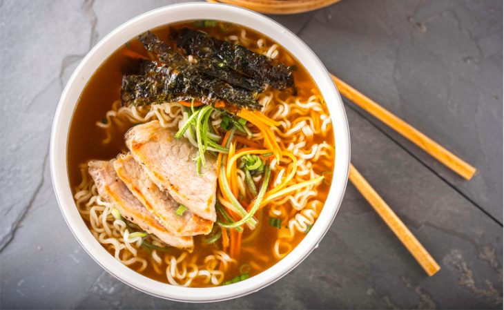 14 receitas de lámen que vão te deixar com água na boca