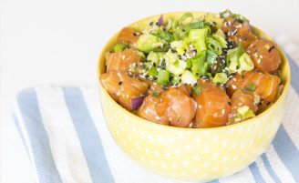 11 receitas de poke: o prato havaiano que conquistou o mundo