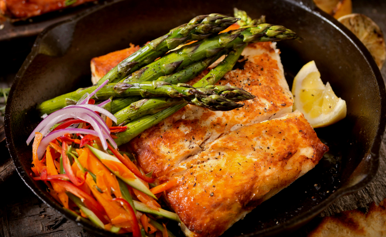 Aspargos: todos os benefícios incríveis desse vegetal e como consumi-lo