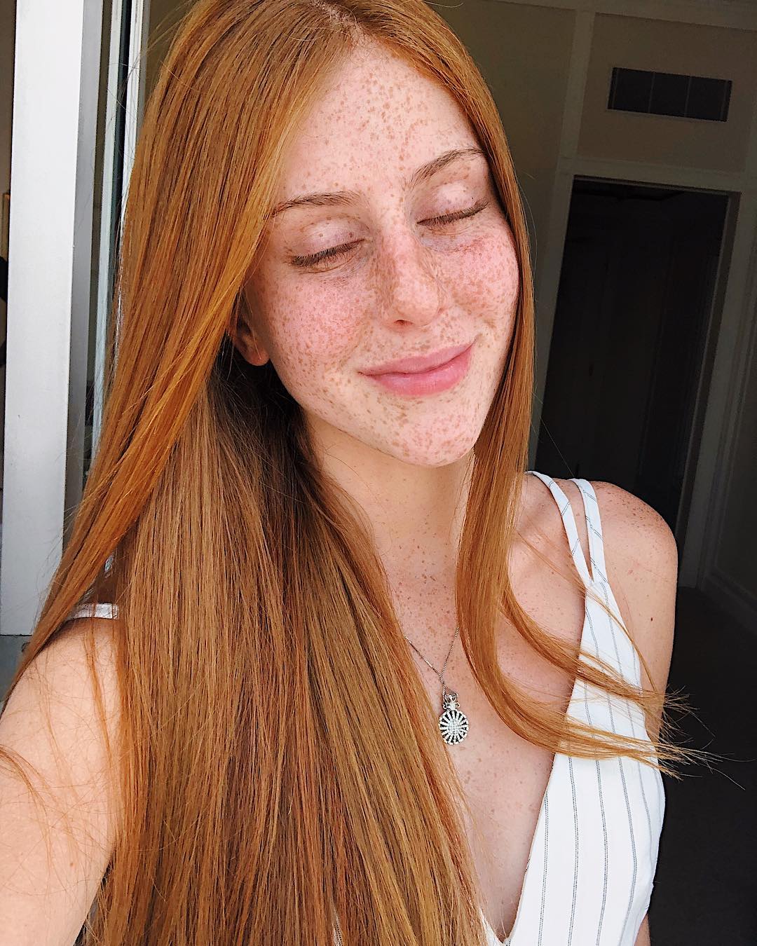 Cabelo liso: 30 ideias de cortes, penteados e dicas de como cuidar ...