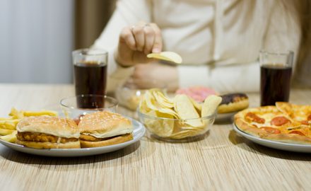 Cólica intestinal: médico esclarece principais causas e sintomas