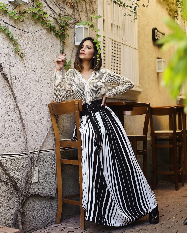 Saia longa: veja como compor looks estilosos com a peça