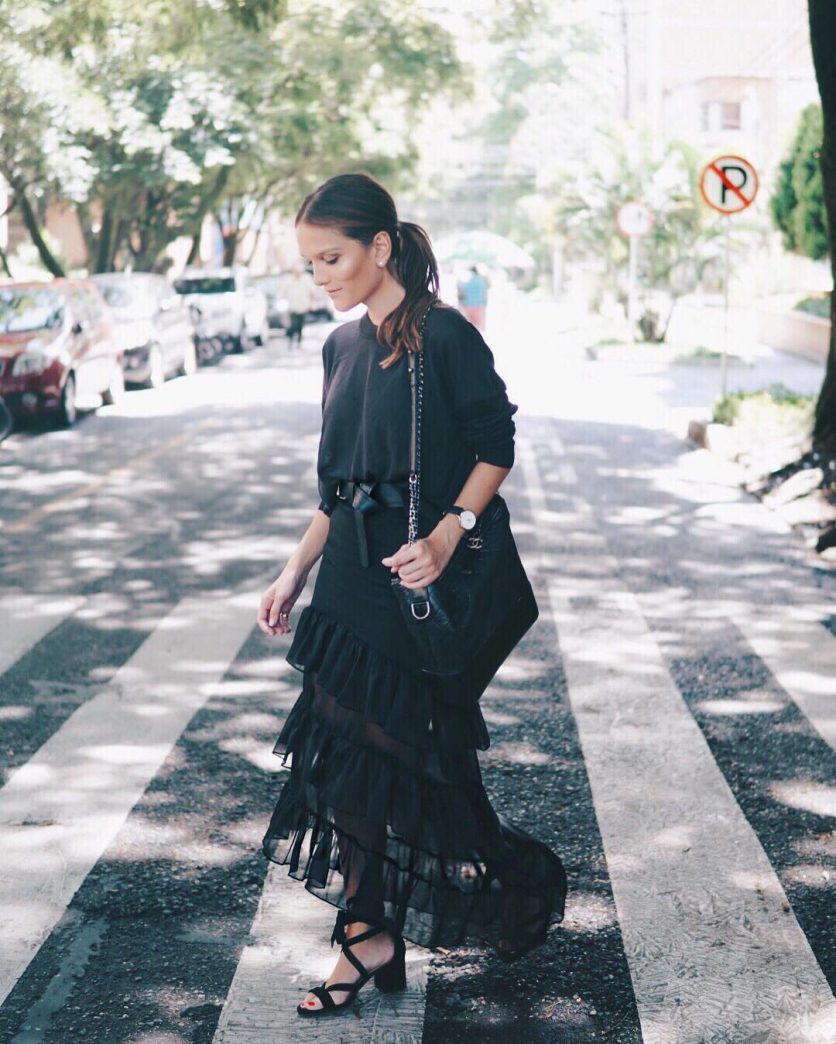 Saia longa: veja como compor looks estilosos com a peça