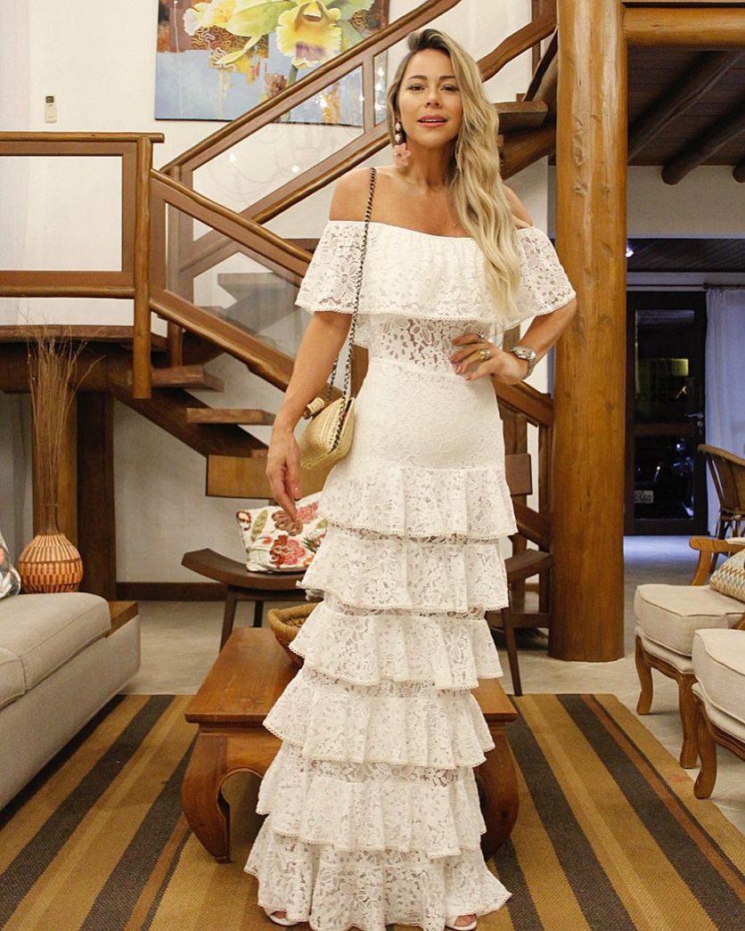 Vestido longo de renda: 80 modelos incríveis para usar em diversas ocasiões