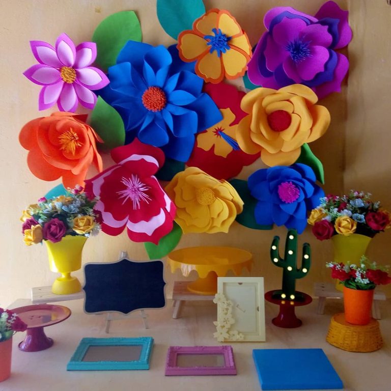Flores de EVA: 80 modelos incríveis e vídeos passo a passo (DIY)