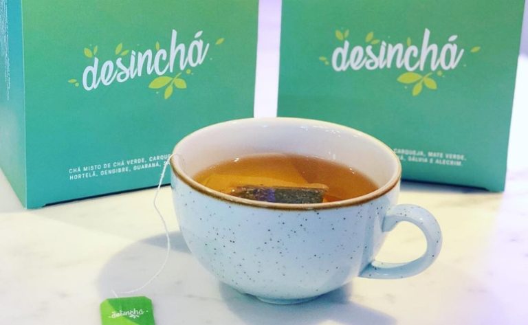 Desinchá: funciona mesmo? TUDO SOBRE o chá que as famosas amam