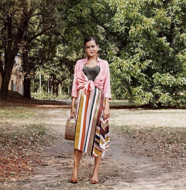 Saia envelope: inspire-se em 55 looks para incluir a peça em seu estilo