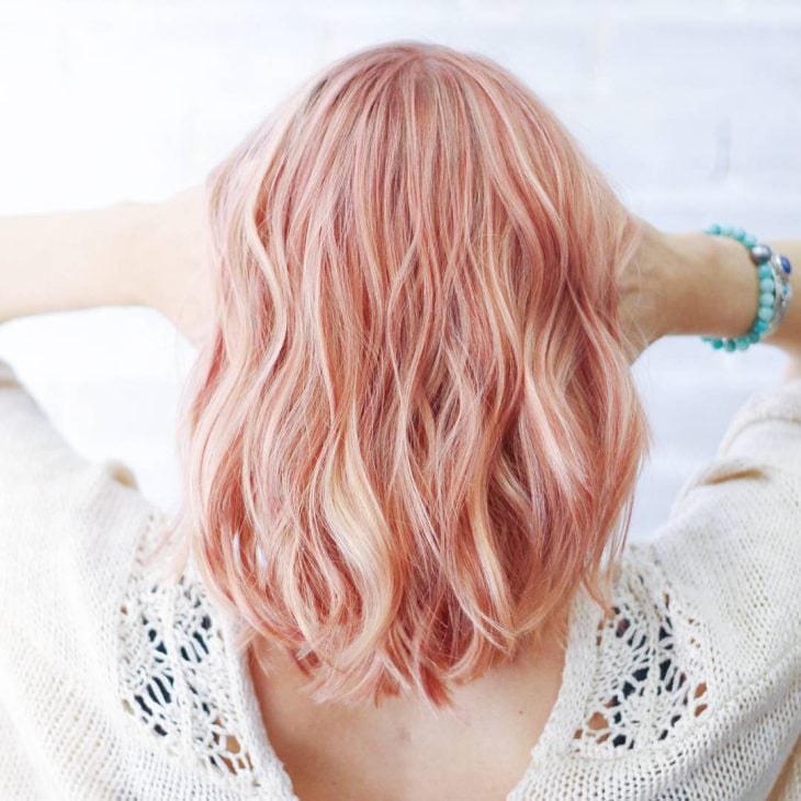 Cabelo rosa pastel: 40 fotos lindas e tutoriais para pintar os fios em casa