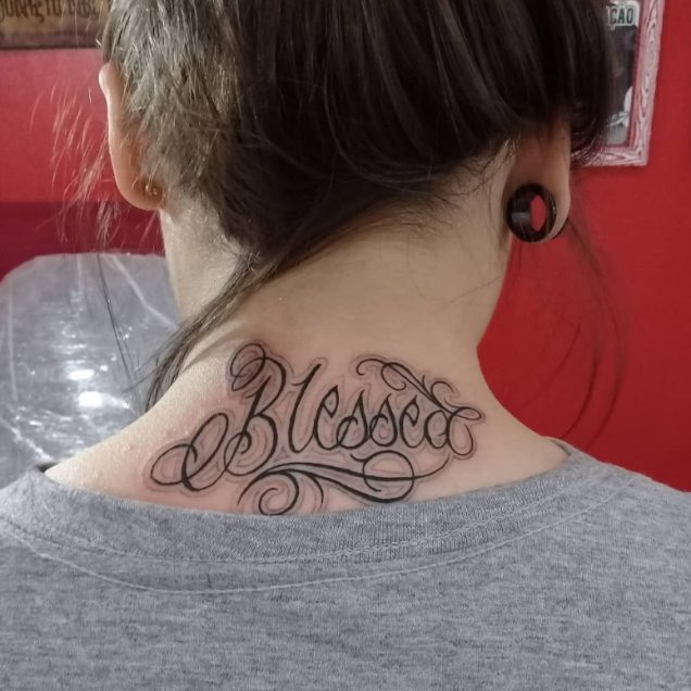 Tatuagem blessed: 50 inspirações para uma tattoo abençoada
