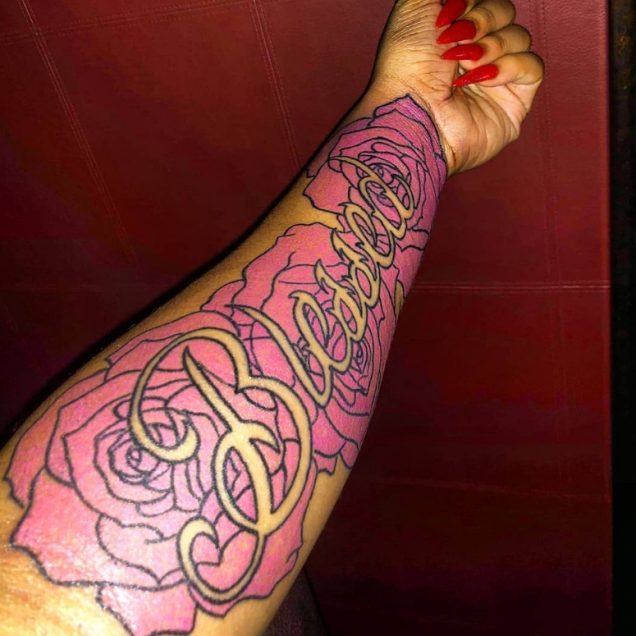 Tatuagem blessed: 50 inspirações para uma tattoo abençoada