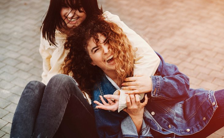 85 legendas para fotos com irmã perfeitas para descrever essa relação