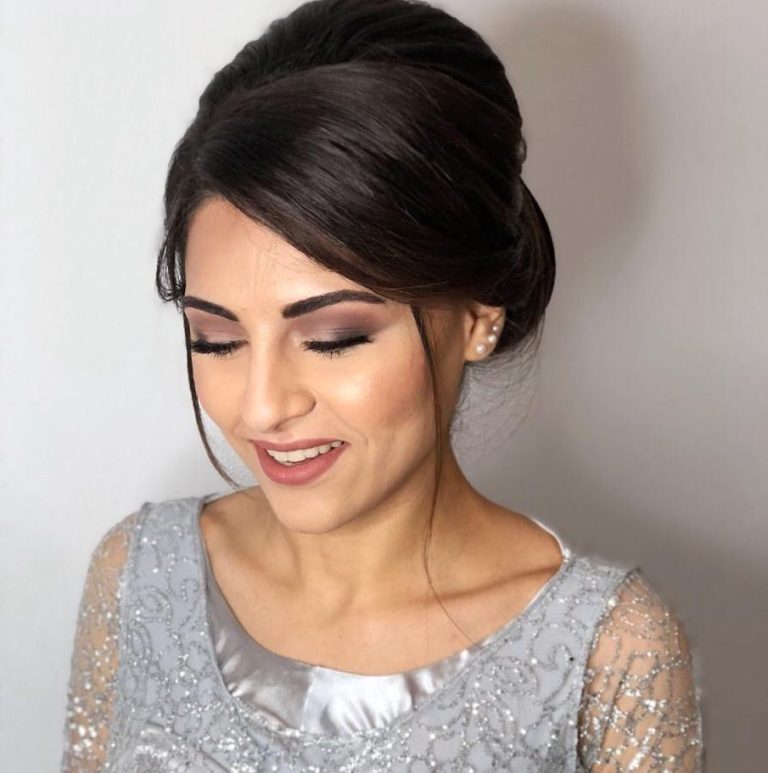 Penteado com topete: 75 ideias certeiras para qualquer ocasião + tutoriais