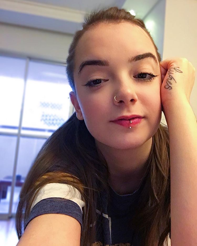 Piercing na boca: 30 ideias, cuidados e dúvidas solucionadas