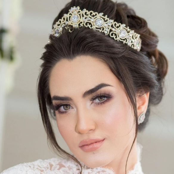 Tiara para noivas: 45 modelos e tutoriais para montar em casa