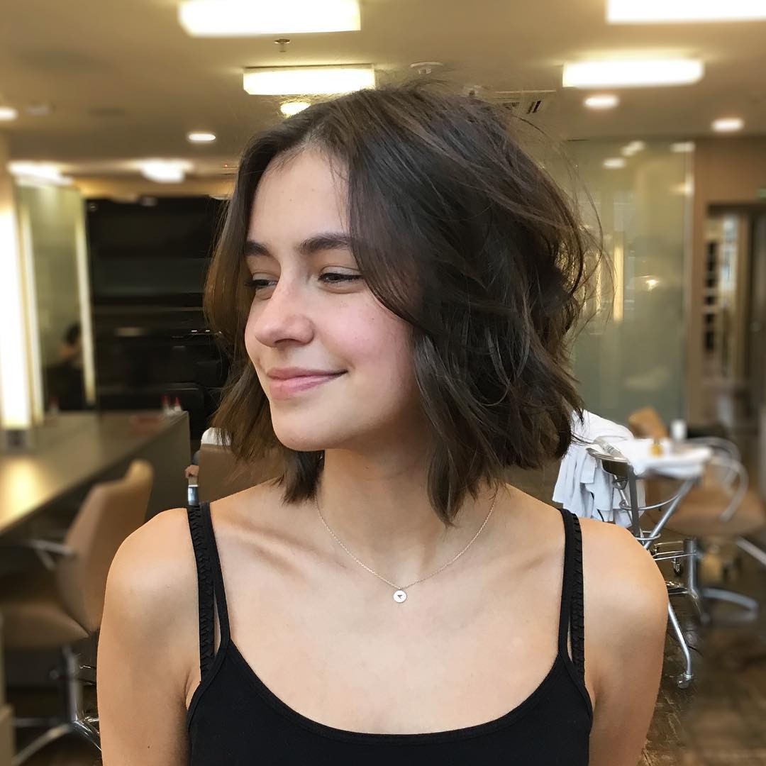 Cabelo castanho escuro: 30 ideias, tinturas e dicas para manter a cor