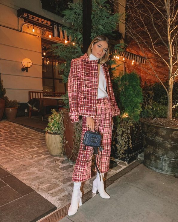 Calça cropped: 60 ideias para incluir essa peça versátil em seu estilo