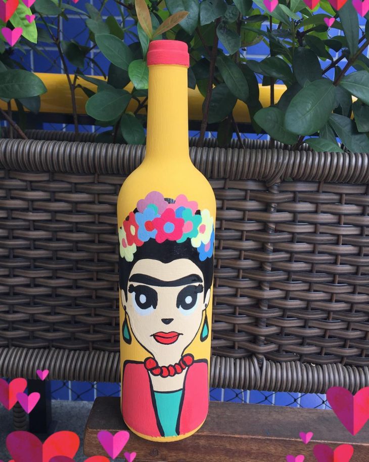 Garrafas decoradas: 100 fotos e tutoriais para enfeitar qualquer ambiente