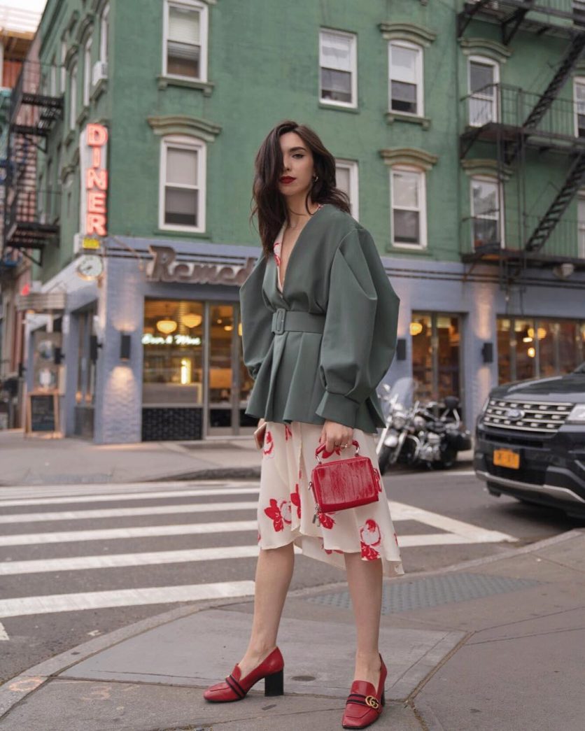 Estilo oversized: 60 ideias para se vestir de maneira confortável