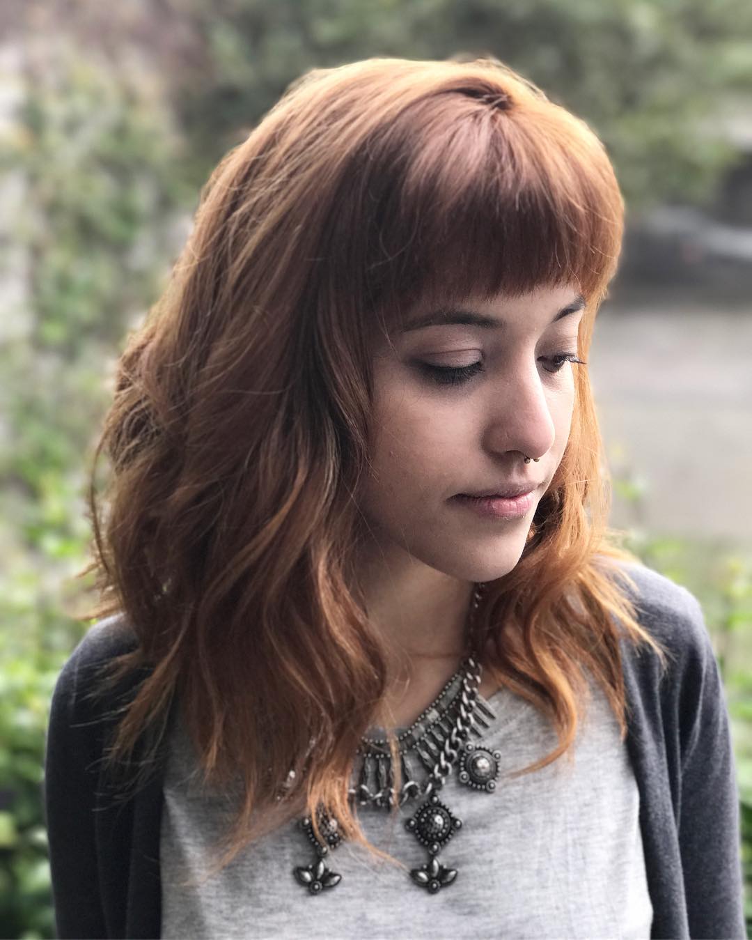 Long bob com franja: 50 inspirações para entrar nessa tendência