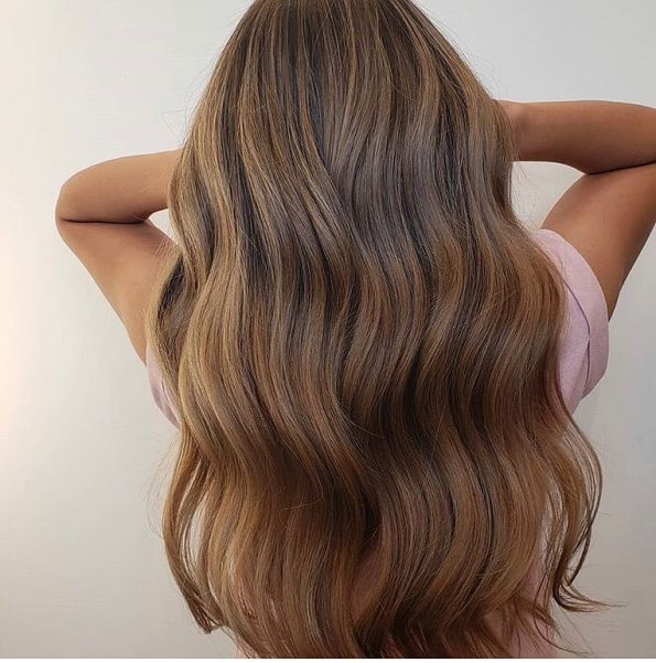 Cabelo chocolate: um guia para adotar a cor e se apaixonar pelo espelho