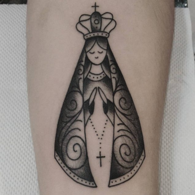 Tatuagem de santa: 90 ideias para eternizar e exaltar sua fé
