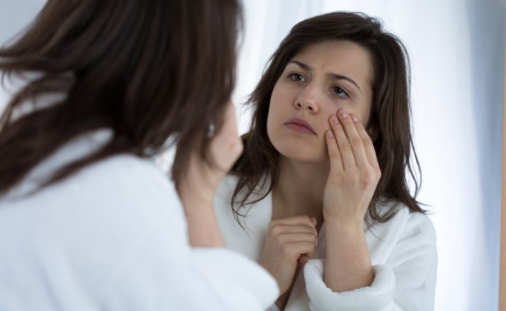 Rosto inchado: principais causas e dicas para amenizar esse desconforto