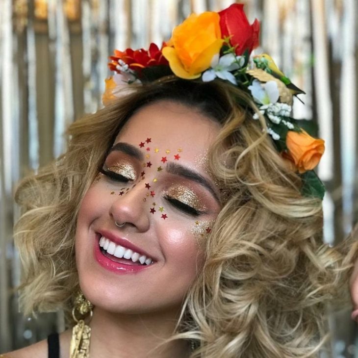 Tiaras para Carnaval: 50 fotos para inspiração e tutoriais