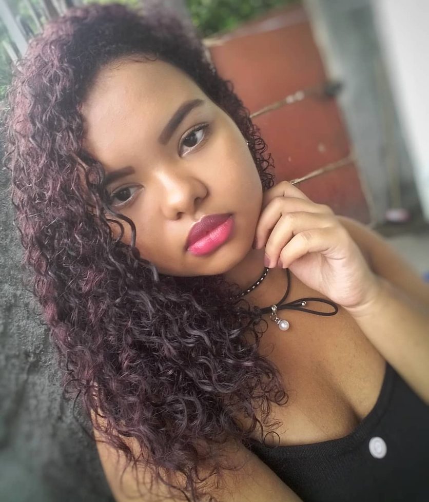 Acaju púrpura: 30 fotos e dicas para um visual poderoso