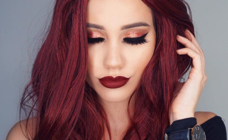 Acaju púrpura: 30 fotos e dicas de coloração para um visual poderoso