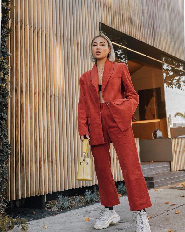 Moda anos 90: veja 50 looks inspirados na década mais fashion de todas