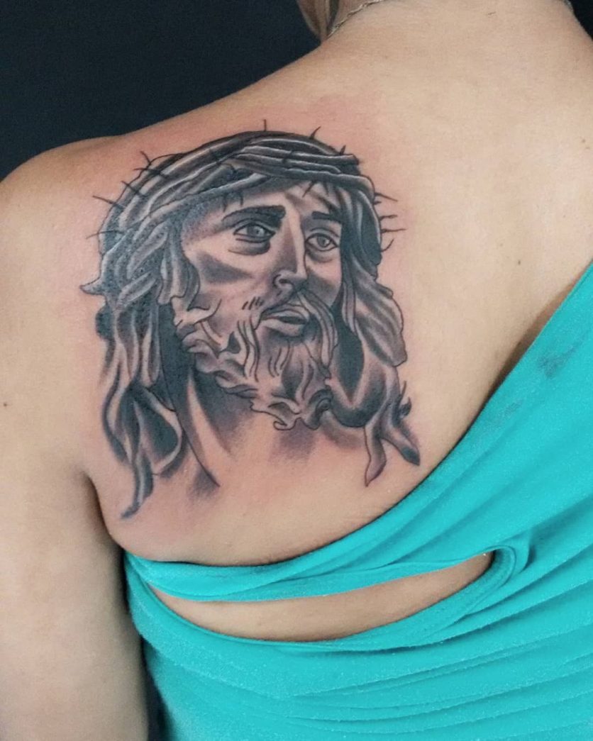 Tatuagem religiosa: significados + 70 fotos para expressar sua fé