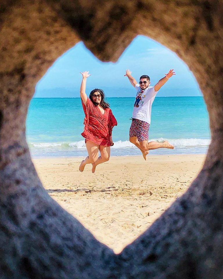 Fotos de casal na praia: 32 ideias para registrar seu amor