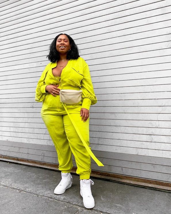 Roupa neon: 30 looks para adotar a tendência e não passar despercebida