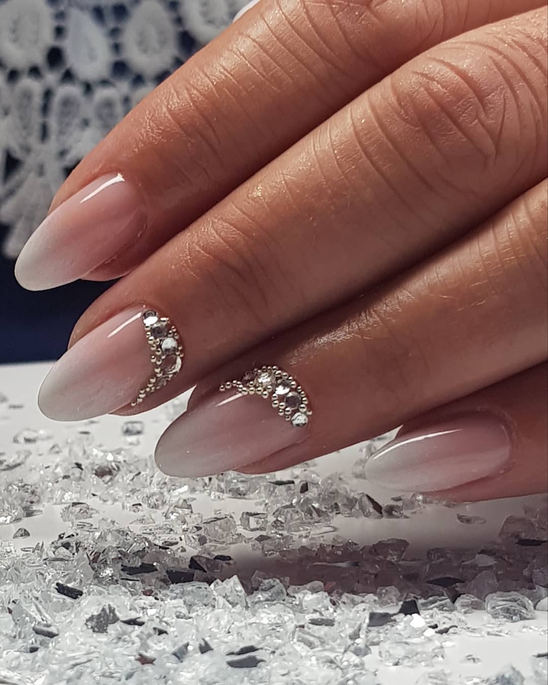 Unhas Redondas Passo A Passo E 25 Fotos Para Deixar Suas Mãos Incríveis