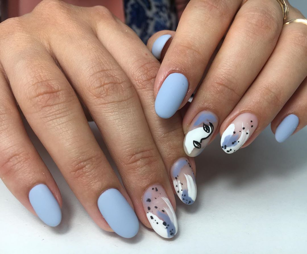 Unhas redondas: passo a passo e 25 fotos para deixar suas mãos incríveis