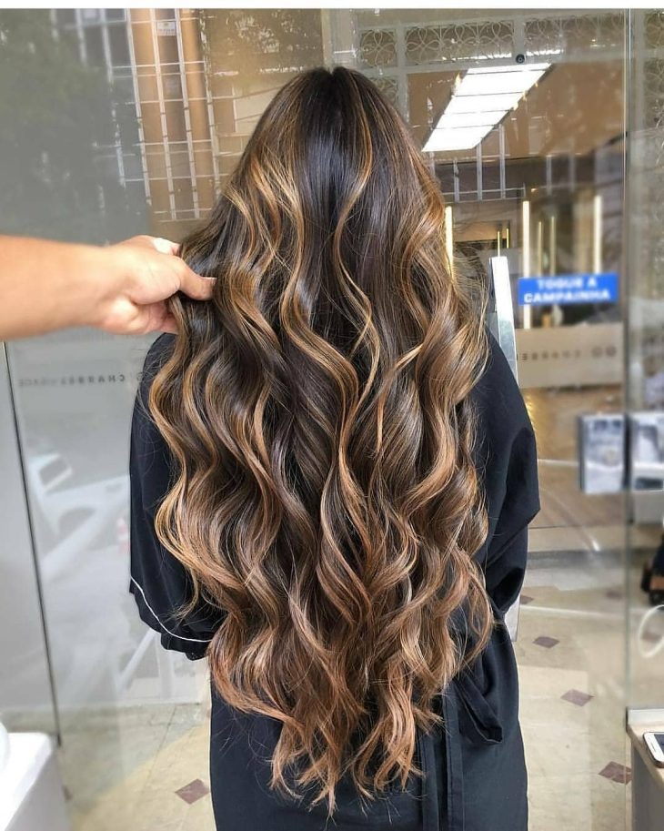 Corte em V: 35 fotos e dicas para aderir à tendência hoje mesmo!