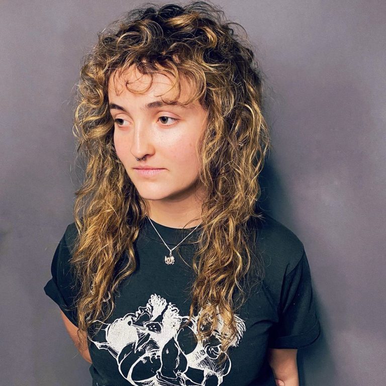 Mullet: 35 fotos e dicas para arrasar com o corte do momento