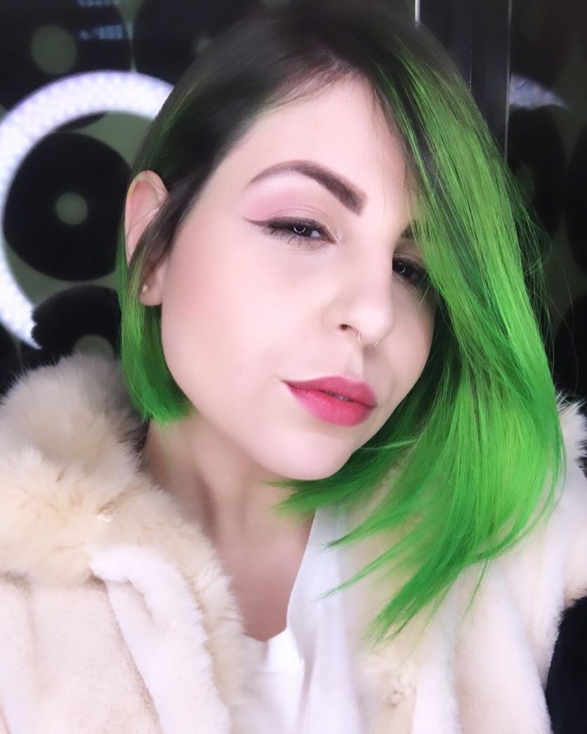 Verde neon: 30 ideias para incluir esse tom no look e usar sem medo