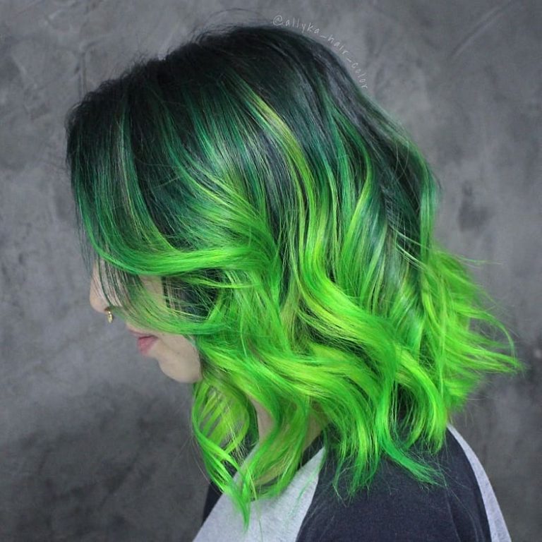 Verde neon: 30 ideias para incluir esse tom no look e usar sem medo