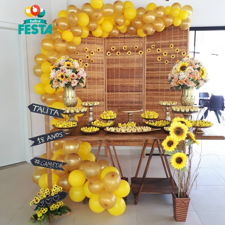 Pool party: como fazer uma festa colorida e divertida na piscina