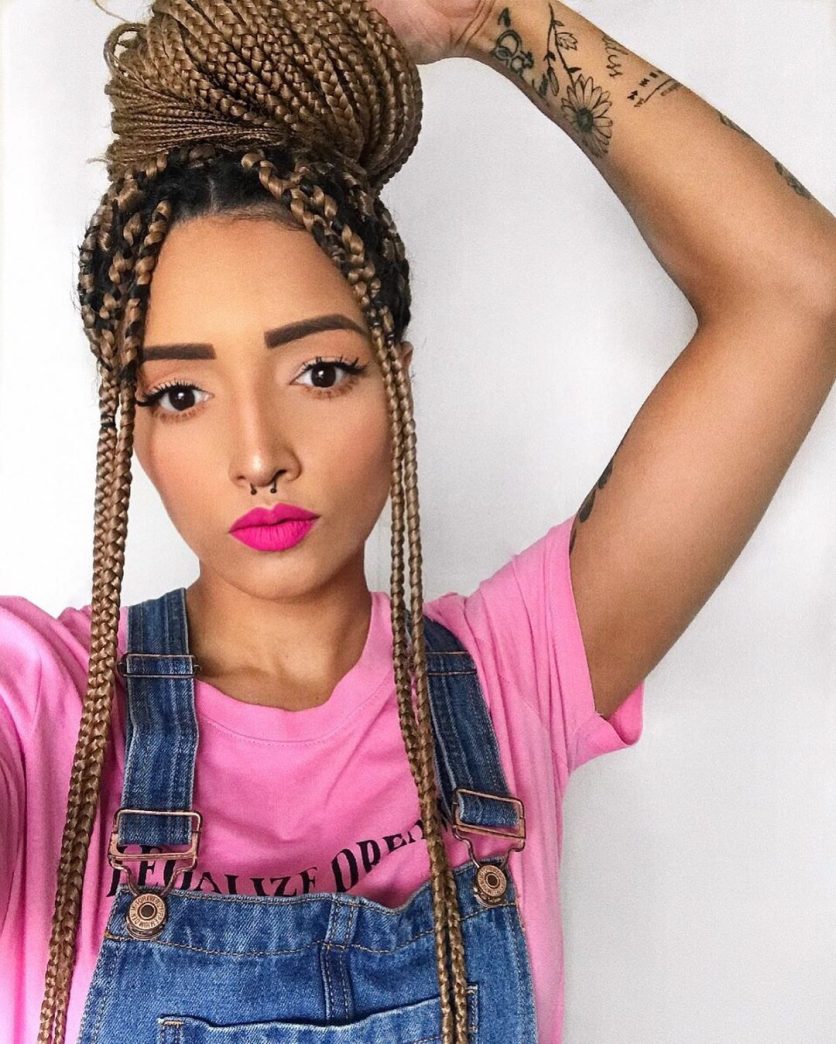 Penteados com box braids: 40 inspirações + tutoriais de arrasar