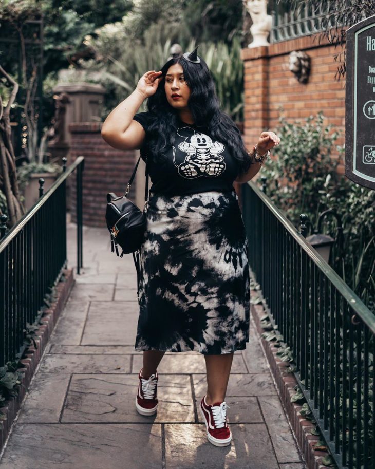 Tênis colorido: 30 looks que mesclam conforto e estilo