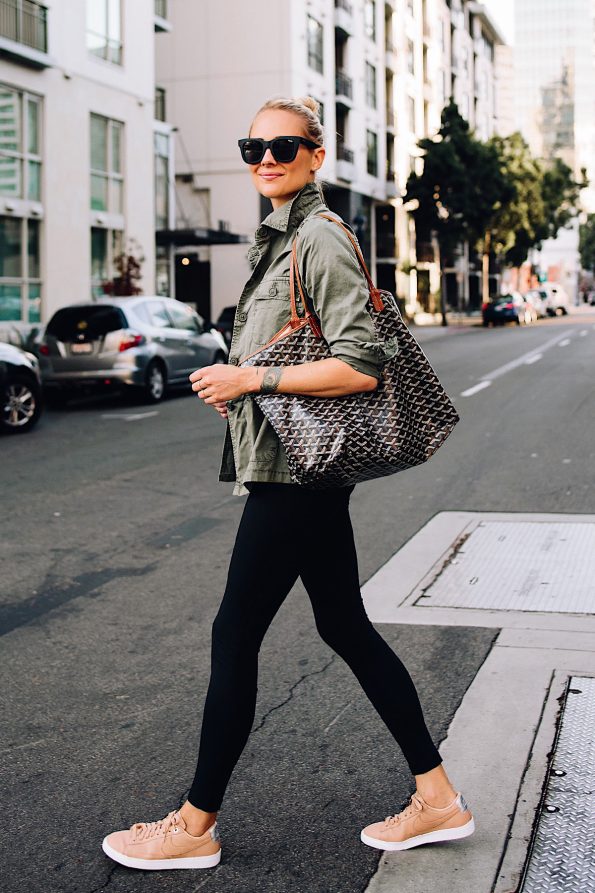 Tênis colorido: 30 looks que mesclam conforto e estilo